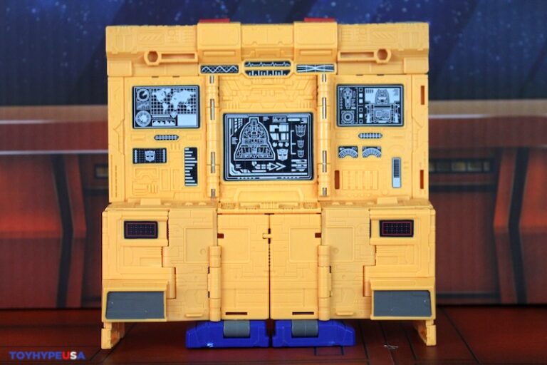 Takara-Tomy Transformers Dramatic Capture Series DCS-2 Autobot ...