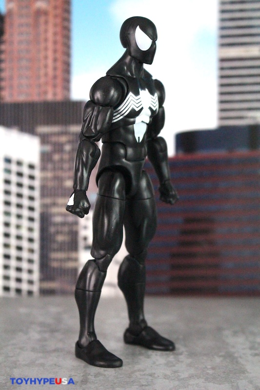 Hasbro Marvel Legends Secret Wars Spider-Man Figure Review