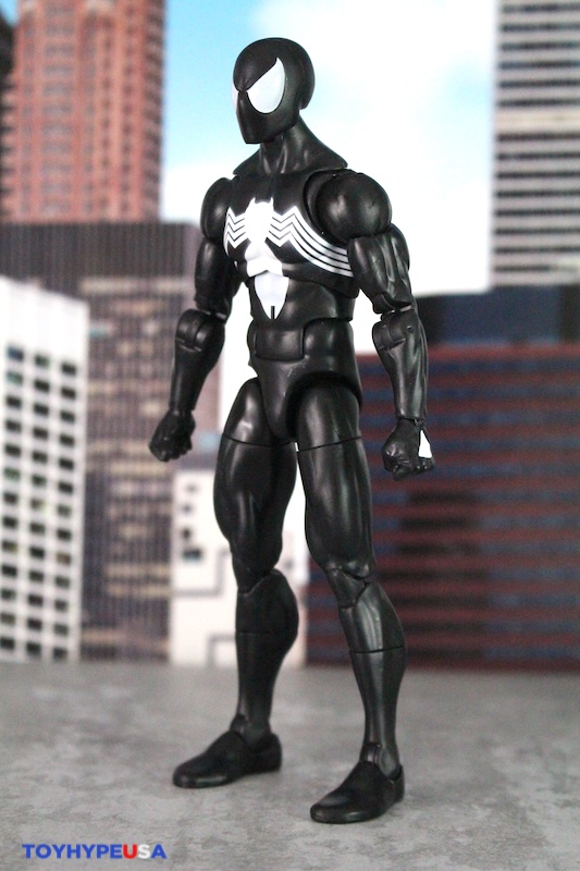 Hasbro Marvel Legends Secret Wars Spider-Man Figure Review