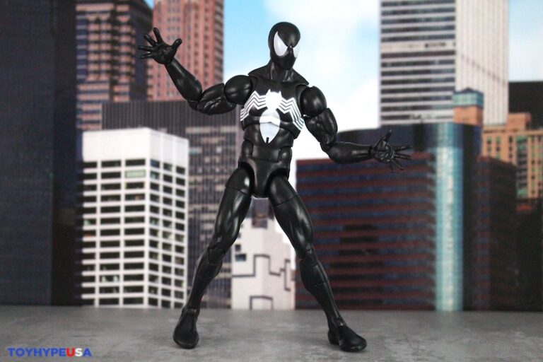 Hasbro Marvel Legends Secret Wars Spider-Man Figure Review