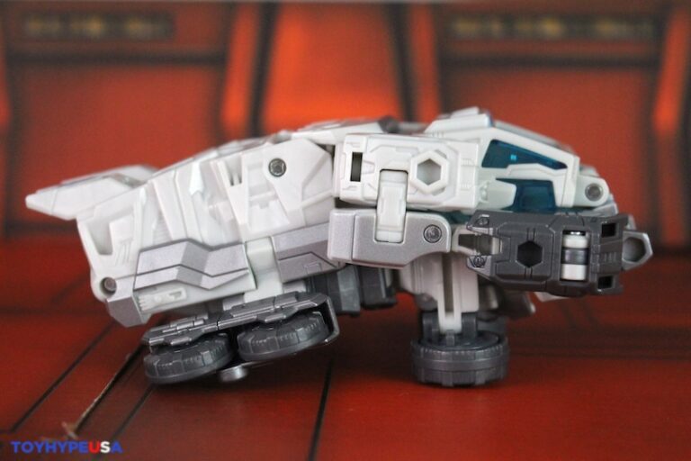 Hasbro Transformers: Age of the Primes Prima Prime Figure Review