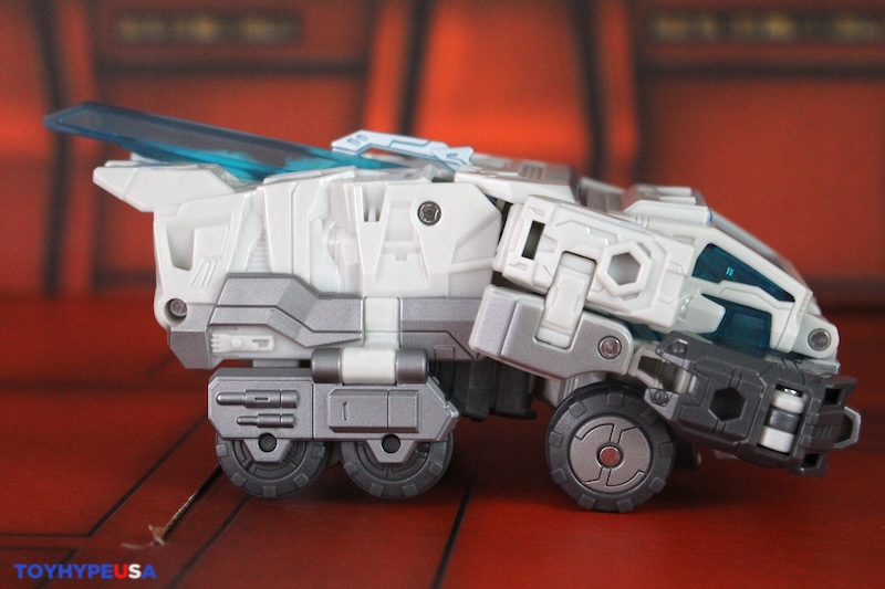 Hasbro Transformers: Age of the Primes Prima Prime Figure Review
