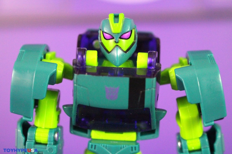 Hasbro Transformers: Age of the Primes Fugitive Waspinator Figure Review