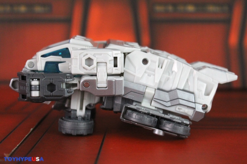 Hasbro Transformers: Age of the Primes Prima Prime Figure Review
