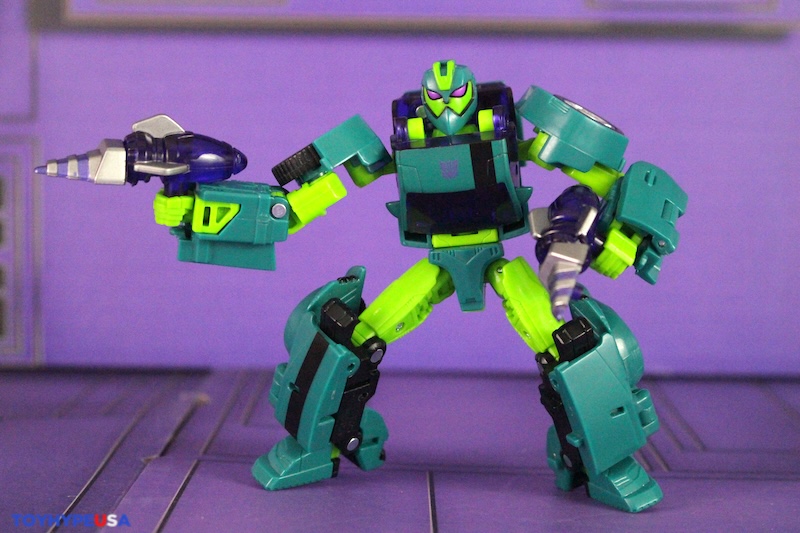 Hasbro Transformers: Age of the Primes Fugitive Waspinator Figure Review