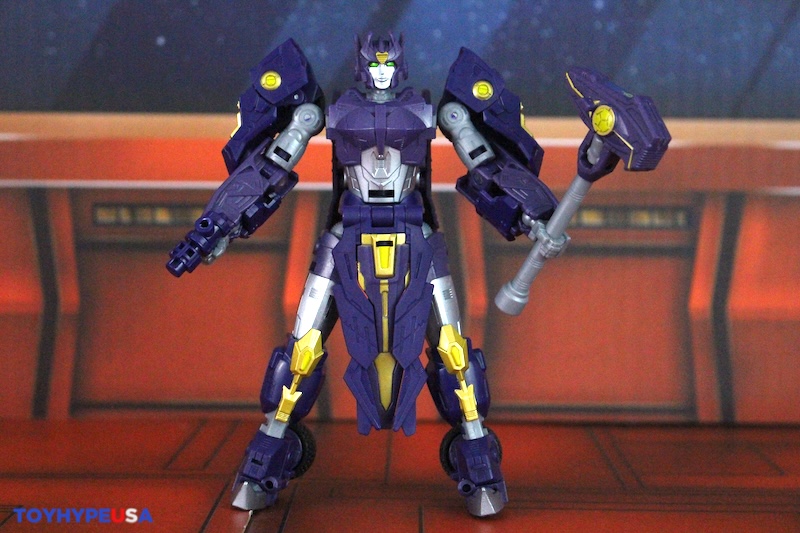 Hasbro Transformers: Age of the Primes Solas Prime Figure Review
