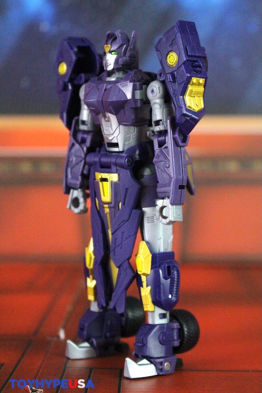 Hasbro Transformers: Age of the Primes Solas Prime Figure Review