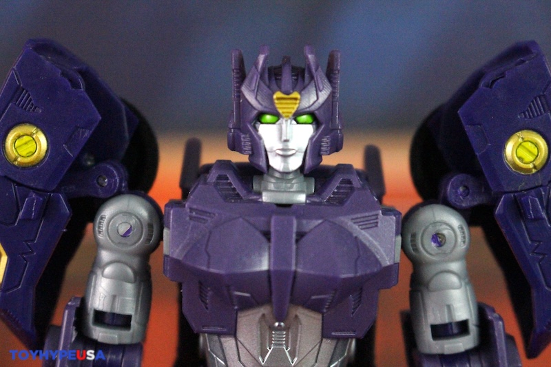 Hasbro Transformers: Age of the Primes Solas Prime Figure Review