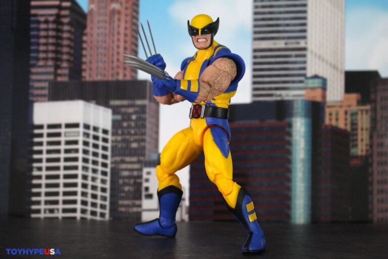 Hasbro Marvel Legends Astonishing X-Men Wolverine Figure Review