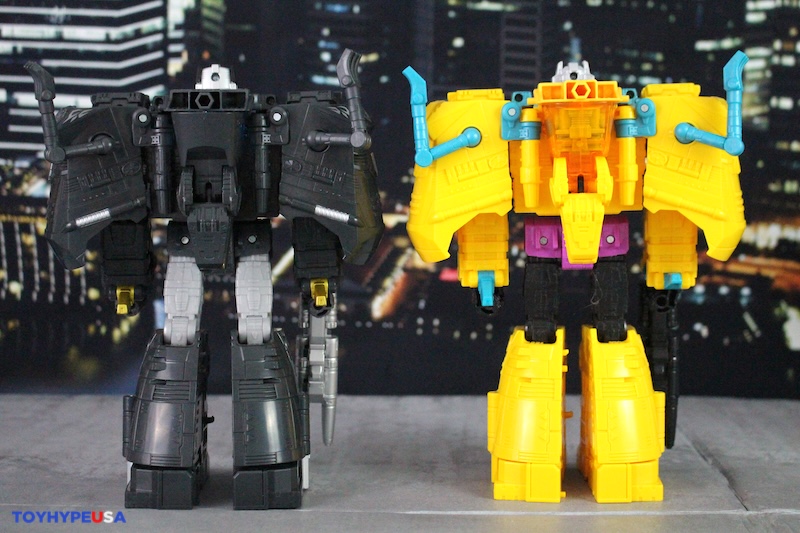 Takara-Tomy Transformers x Godzilla Synergenex Leader Class Megatron ...