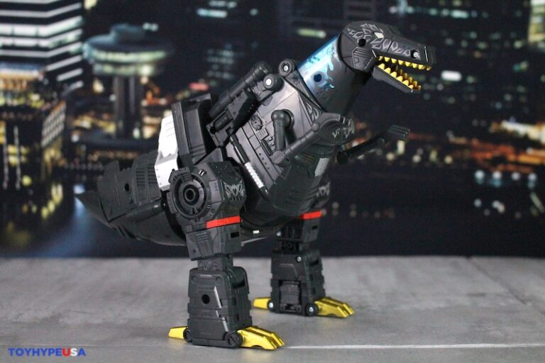 Takara-Tomy Transformers x Godzilla Synergenex Leader Class Megatron ...