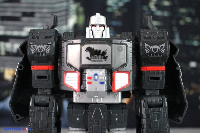 Takara-Tomy Transformers x Godzilla Synergenex Leader Class Megatron ...