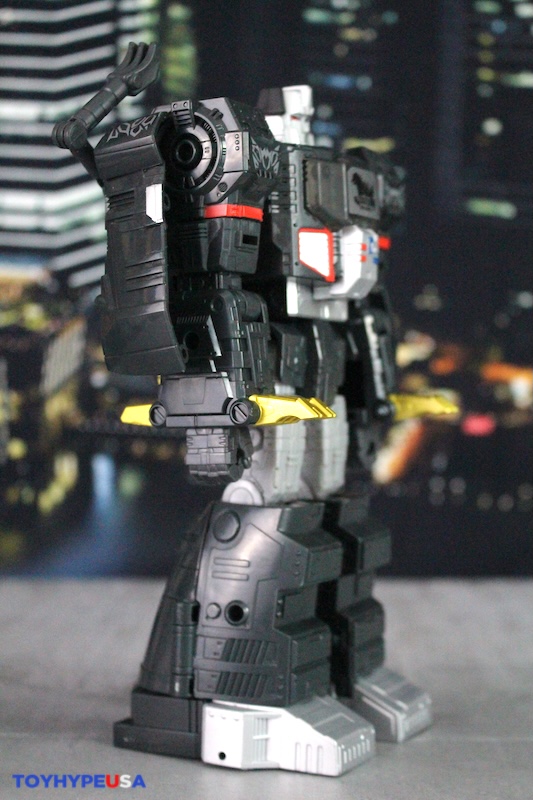Takara-Tomy Transformers x Godzilla Synergenex Leader Class Megatron ...