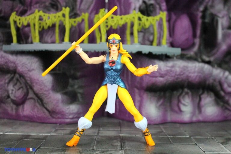 Mattel - Masters of the Universe X ThunderCats Battle Cat-Man ...