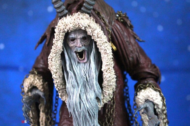 NECA Toys Krampus (2015) Krampus Deluxe Figure Review