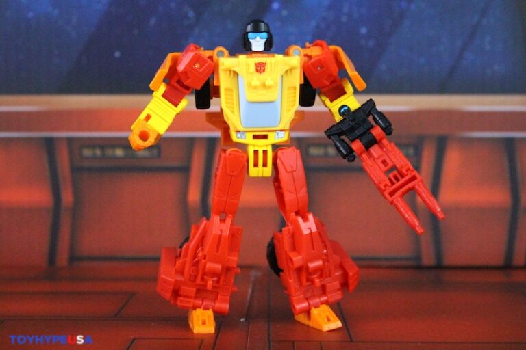 Hasbro Transformers Age of the Primes Deluxe Class Targetmaster ...