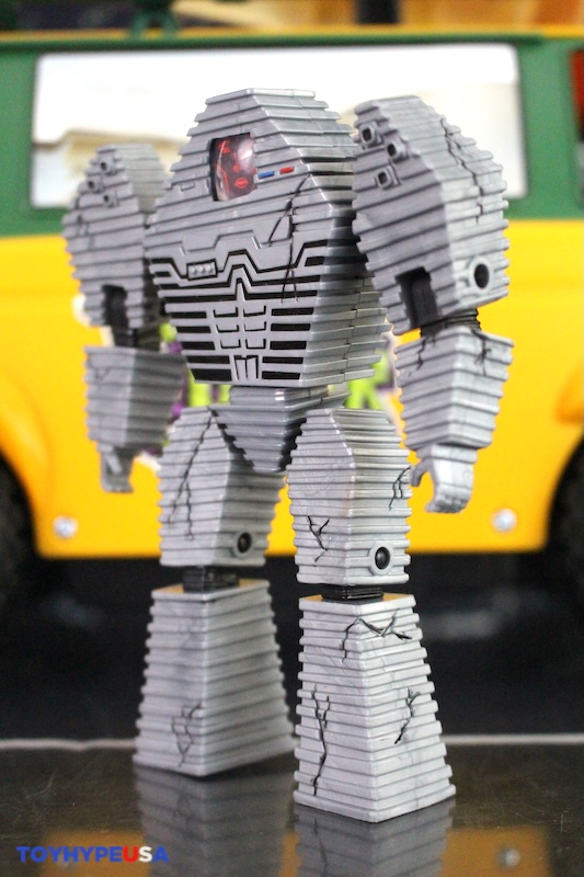 Playmates Toys Teenage Mutant Ninja Turtles: Mutant Mayhem Chrome Alone ...