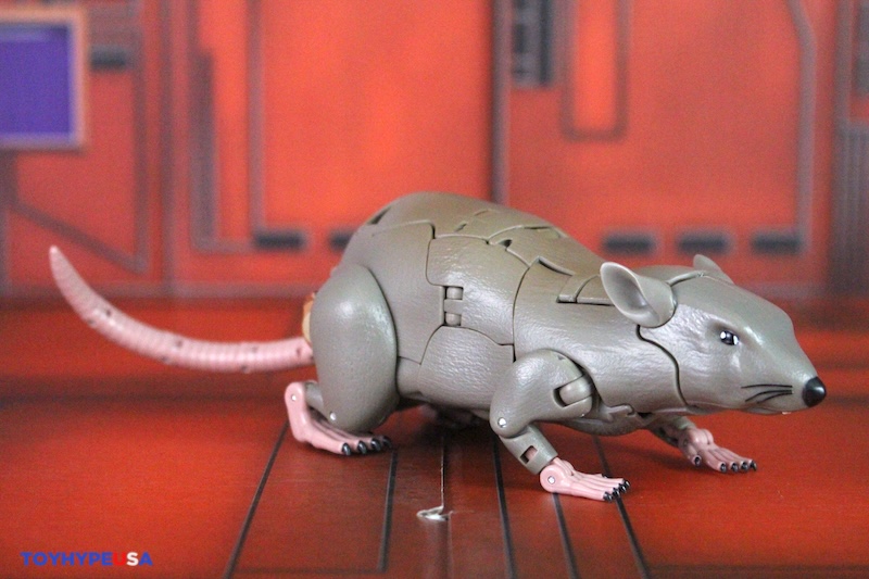 Takara-Tomy Transformers Masterpiece Beast Wars Rattrap Figure Review
