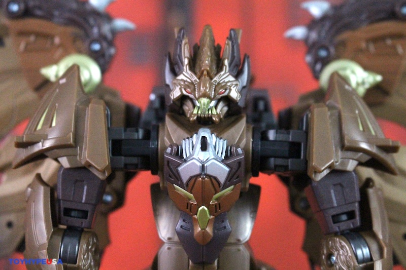 Hasbro Transformers: Age of the Primes Onyx Prime Figure Review